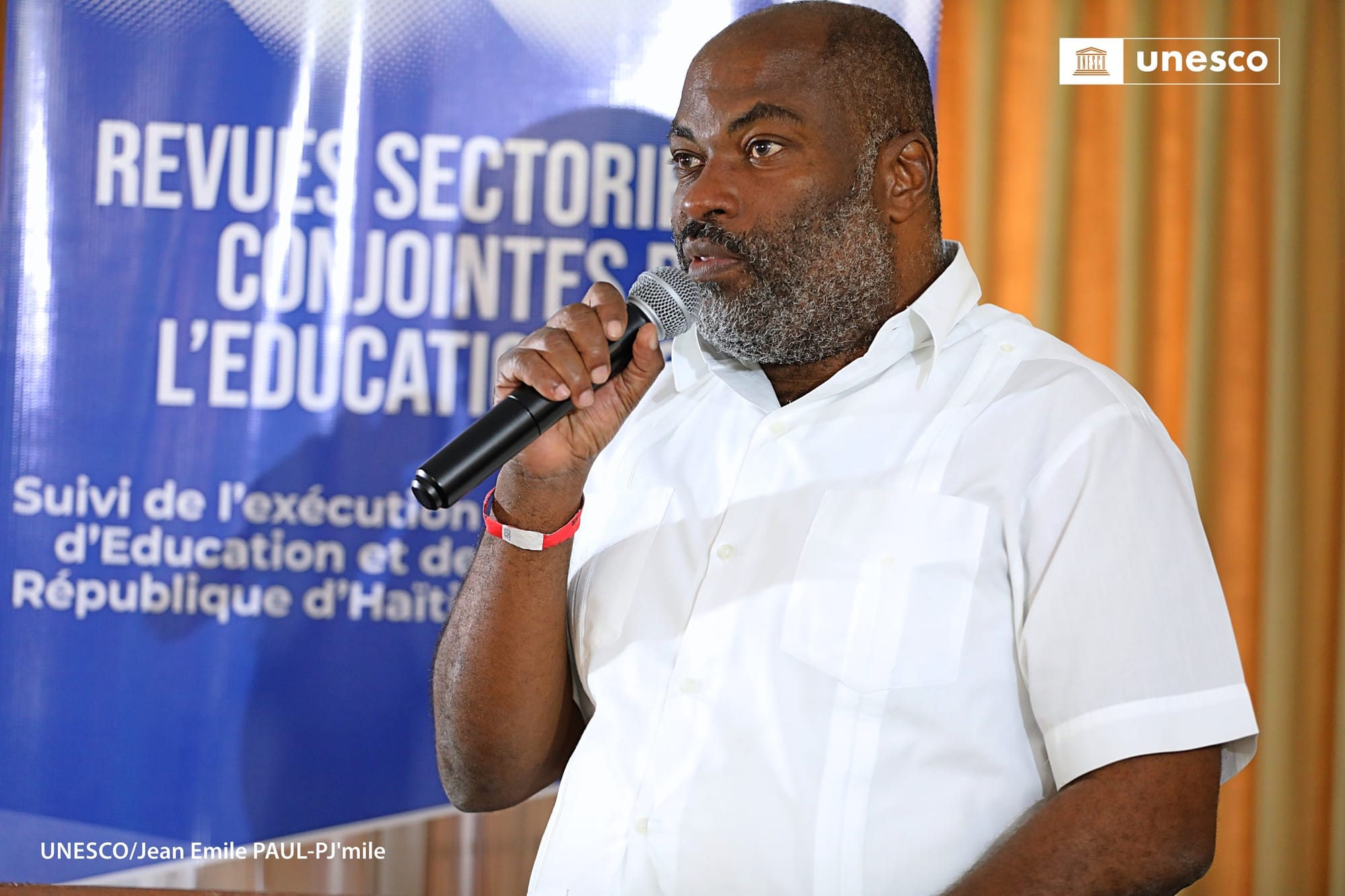 Revue sectorielle de l’éducation: entre ambitions multilingues et ...